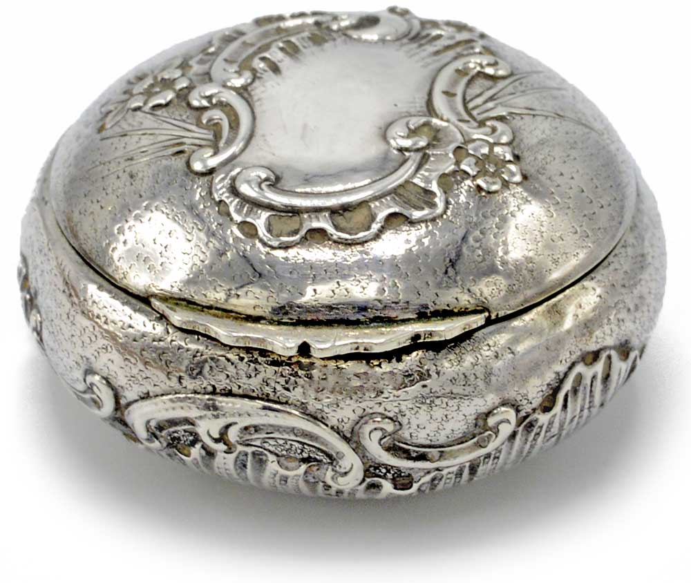 Gilded silver powder compact with puff – BabaBarock, Baba Store